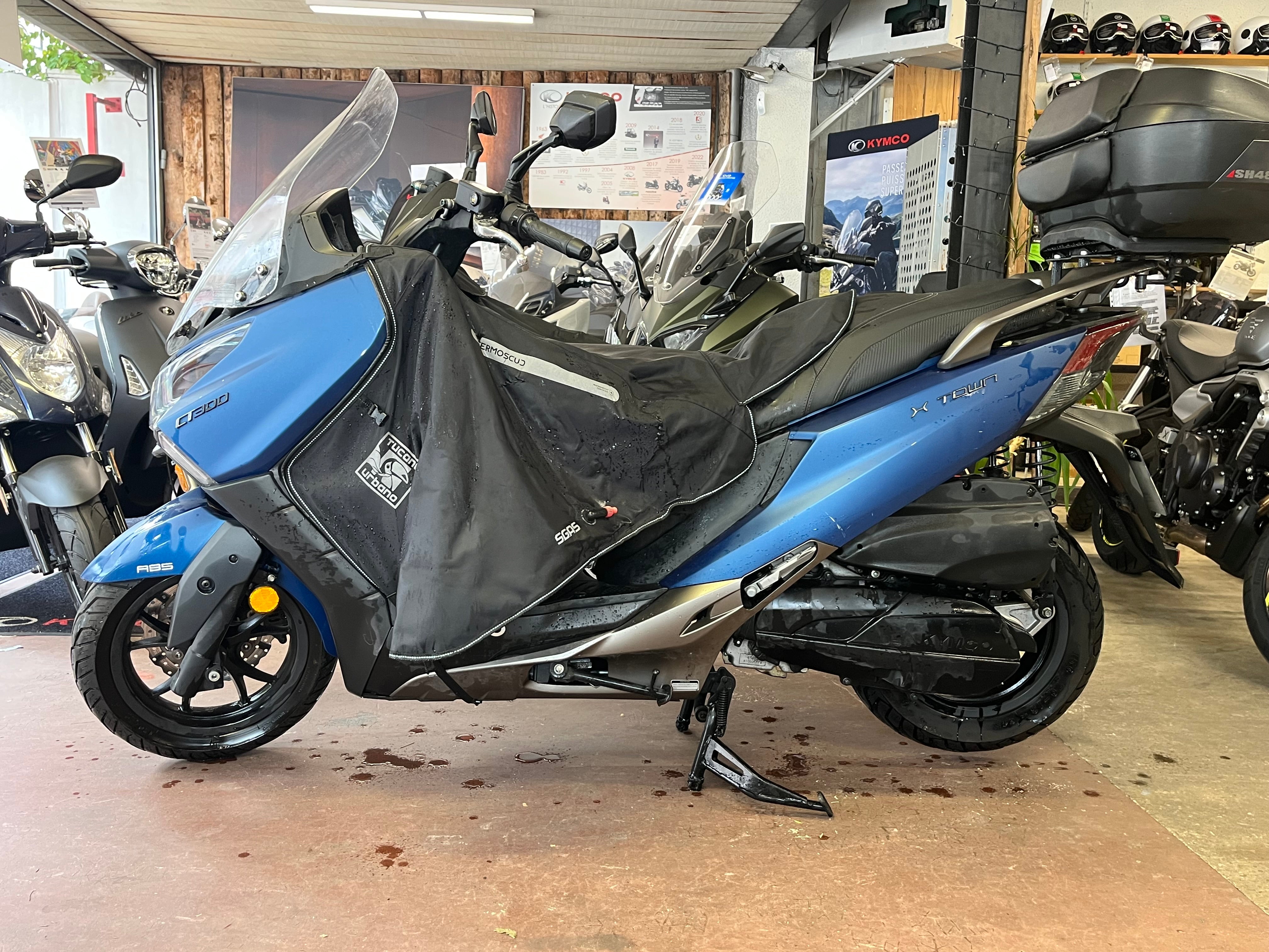 KYMCO X TOWN CITY 300CC ABS – SPRINT MOTORS